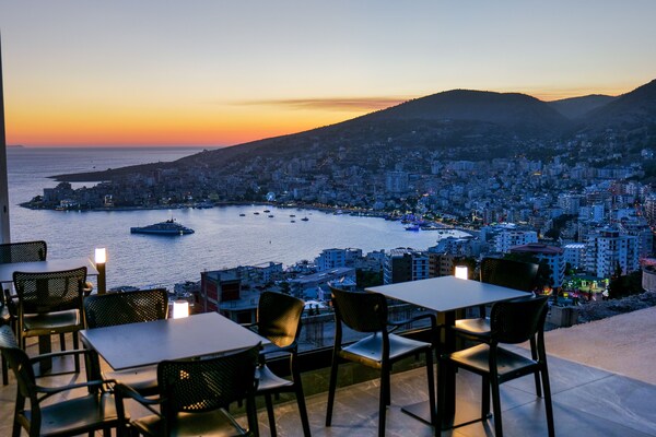Sky Way Skk Luxury Apartments - Saranda