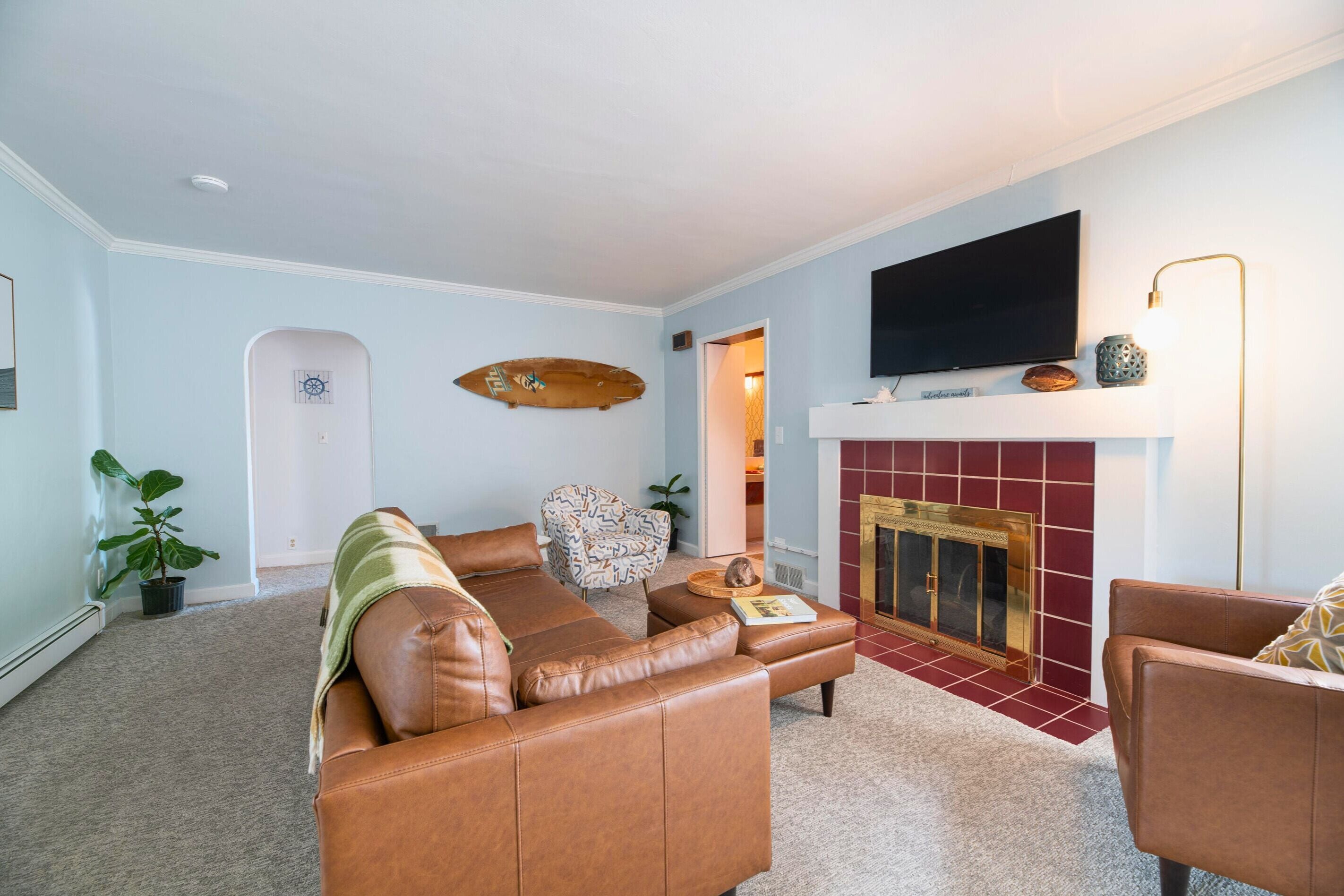 Surf Shack- North Muskegon Oasis - Muskegon, MI