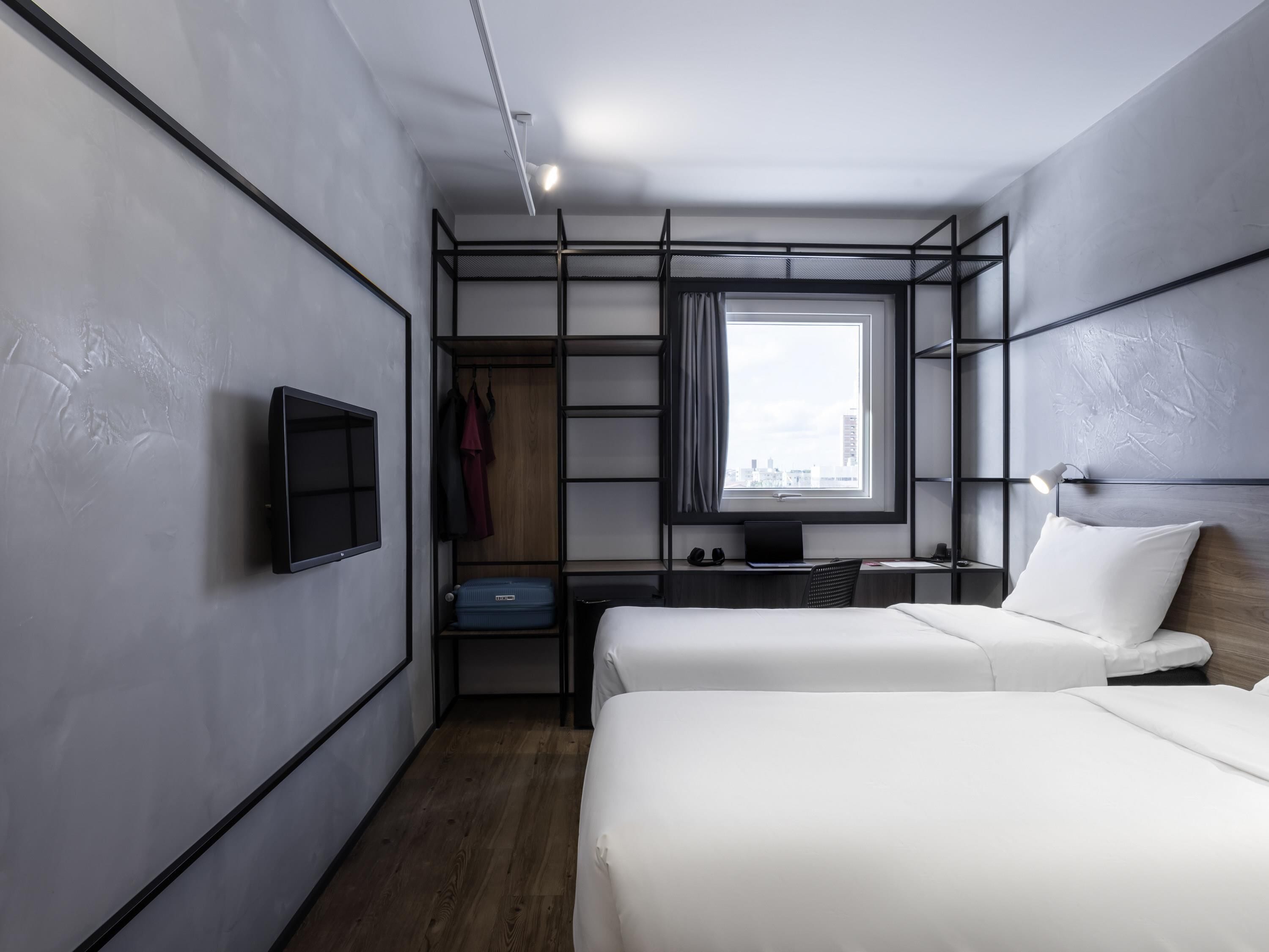 Quarto Standard, 2 camas individuais | Minibar, cortinas/cortinados opacos, quartos insonorizados 