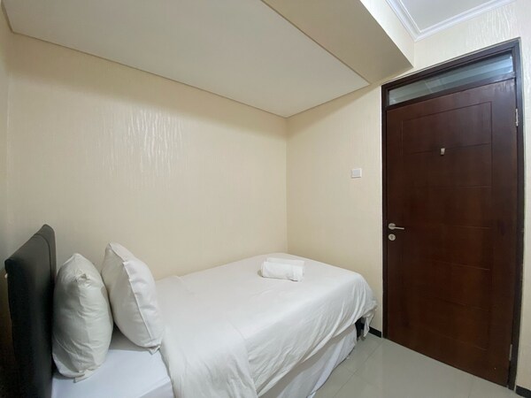 Cozy Well Furnished Deluxe 2br At Gateway Pasteur Apartment - Bandung