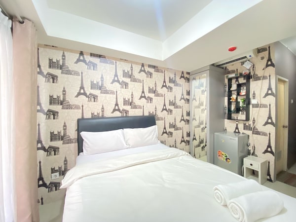 Homey Studio Furnished At Grand Asia Afrika Apartment - Bandung