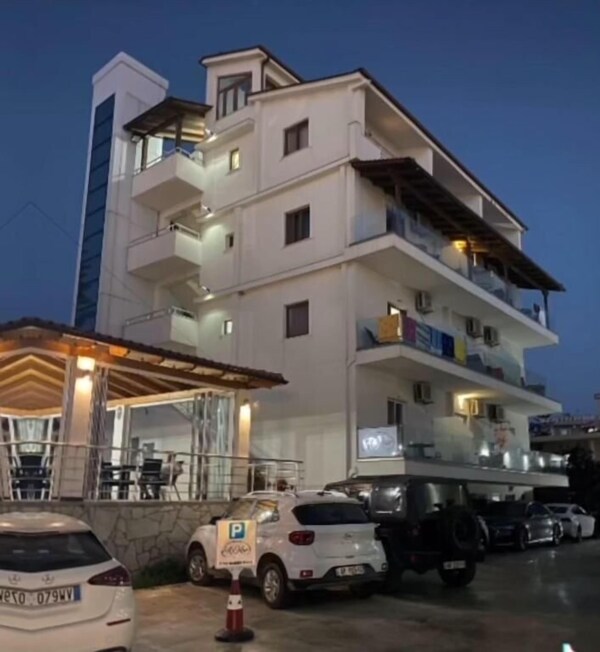 Hotel Marku - Ksamil