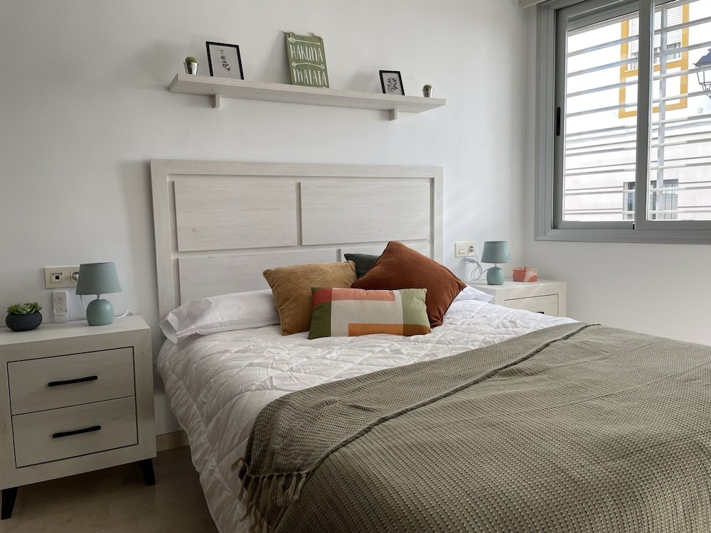 Casa Yaye ÉCija: Apartamento Con 2 Dormitorios Y Piscina Comunitaria - Écija