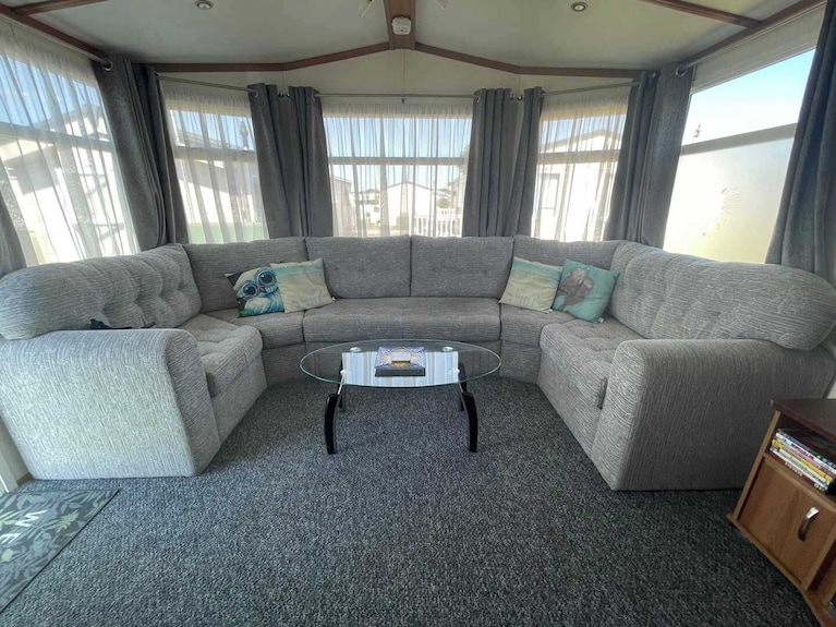 Charming Per Friendly Beach Chalet - Eastbourne