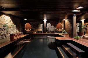 Piscina interior