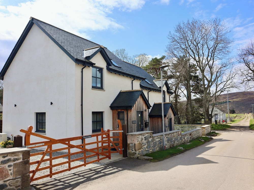 Kilmuir Cottage - Moray