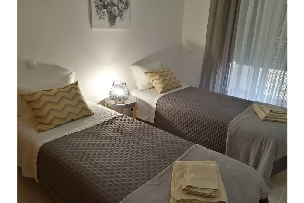 Agradável T1 4pax Com Piscina Em Portimão - Algarve