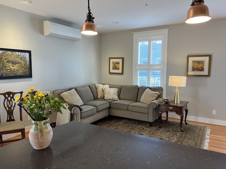 Salty Vons Waterfront Inn - Studio Located In Coupeville Historic District - ポート・タウンセンド, WA