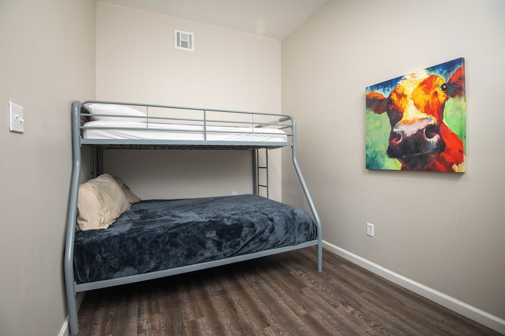 The Barndominium Loft — Your Cozy Hideaway Near Oak Mountain - Hoover, AL