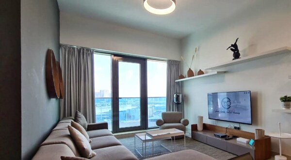 360 Vacation – The Bay Residence 1br Apartment - Dubai