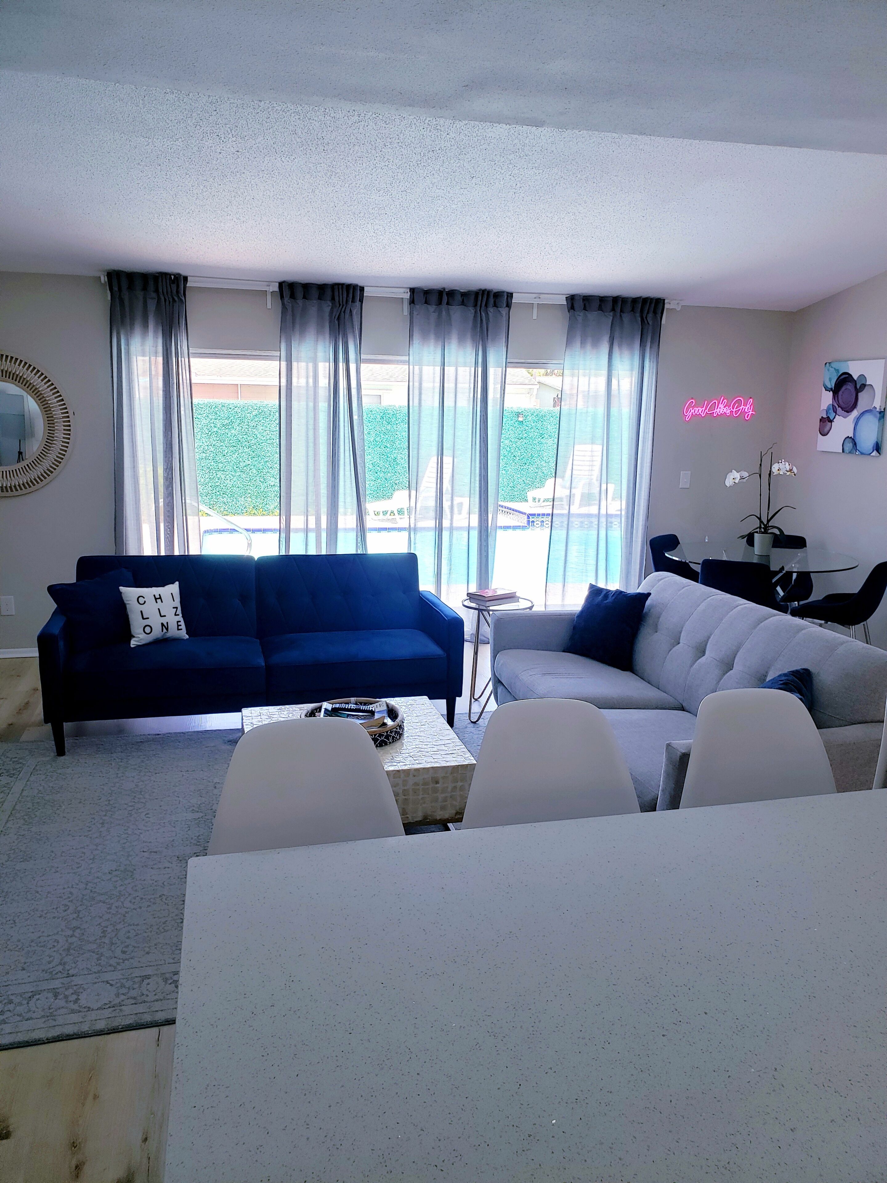 Perfectly Located Home Close To Beach W/heated Pool - Clearwater