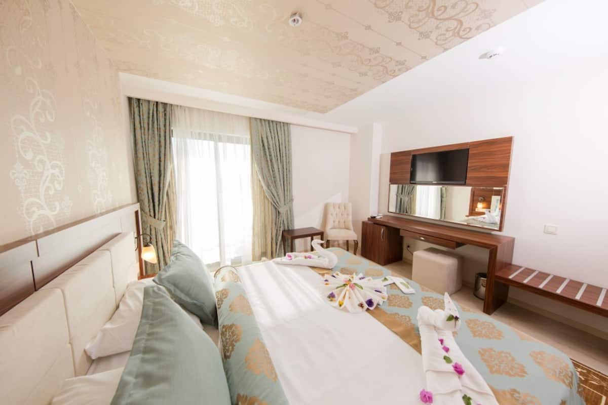 Wi-fi, roupa de cama fornecida