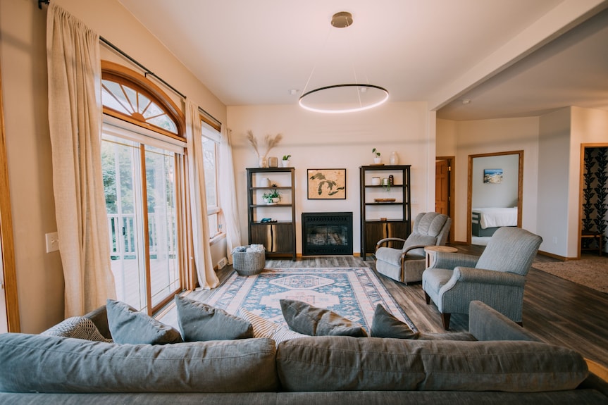 Canal View - Houghton, MI