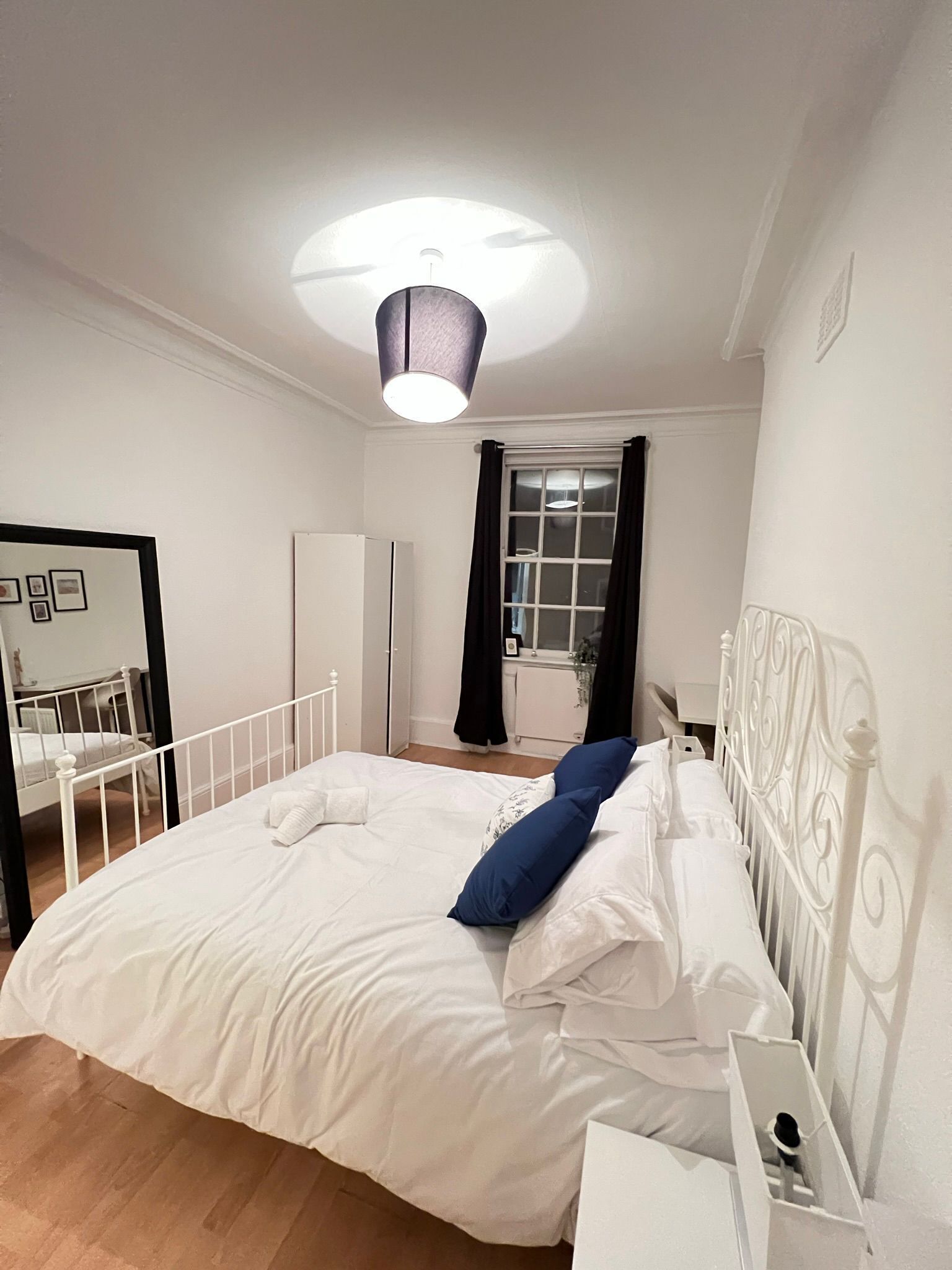 Cosy 2-bed Flat In The Heart Of Soho! - London