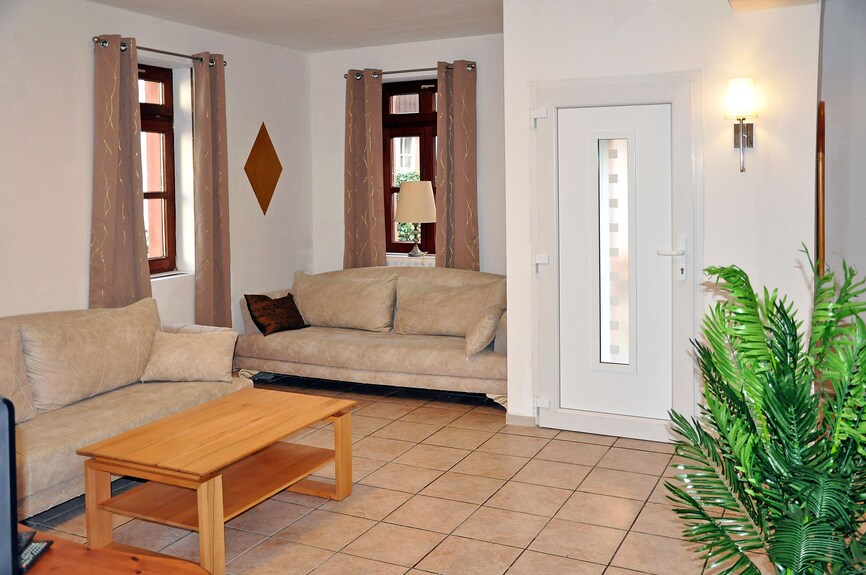 Family-friendly Vacation Apartment Mörlenbach Altstadt - Weinheim