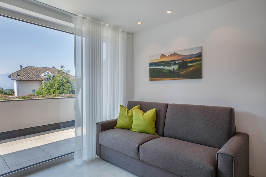 Expérience Vélo Certifiée : Terrasse Ensoleillée Et Panorama Alpin Aux Appartements Curti "Waldgrün" - Bolzano