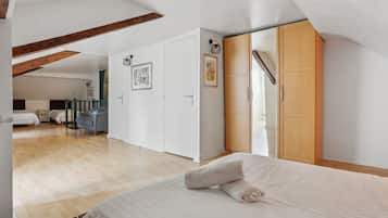 Apartamento Familiar, 2 quartos | 1 quarto, com decoração personalizada, com mobília individualizada