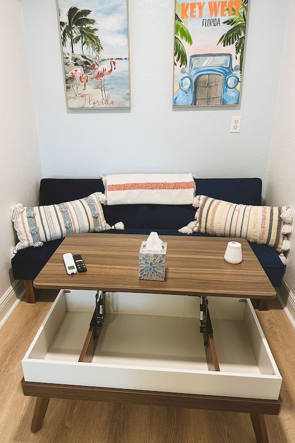 Old World Florida Cottage - Clearwater Beach, FL