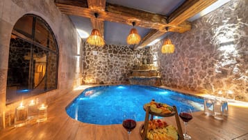 Quarto de Luxo, piscina privativa | Piscina privativa