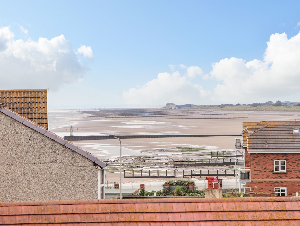 Ty Uchaf - Rhyl