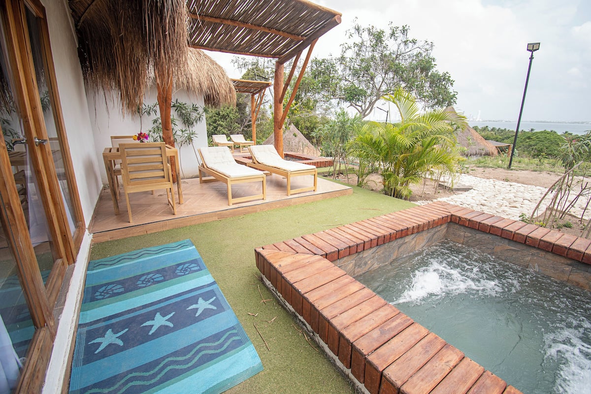 Quarto casal luxo, piscina particular | Piscina particular