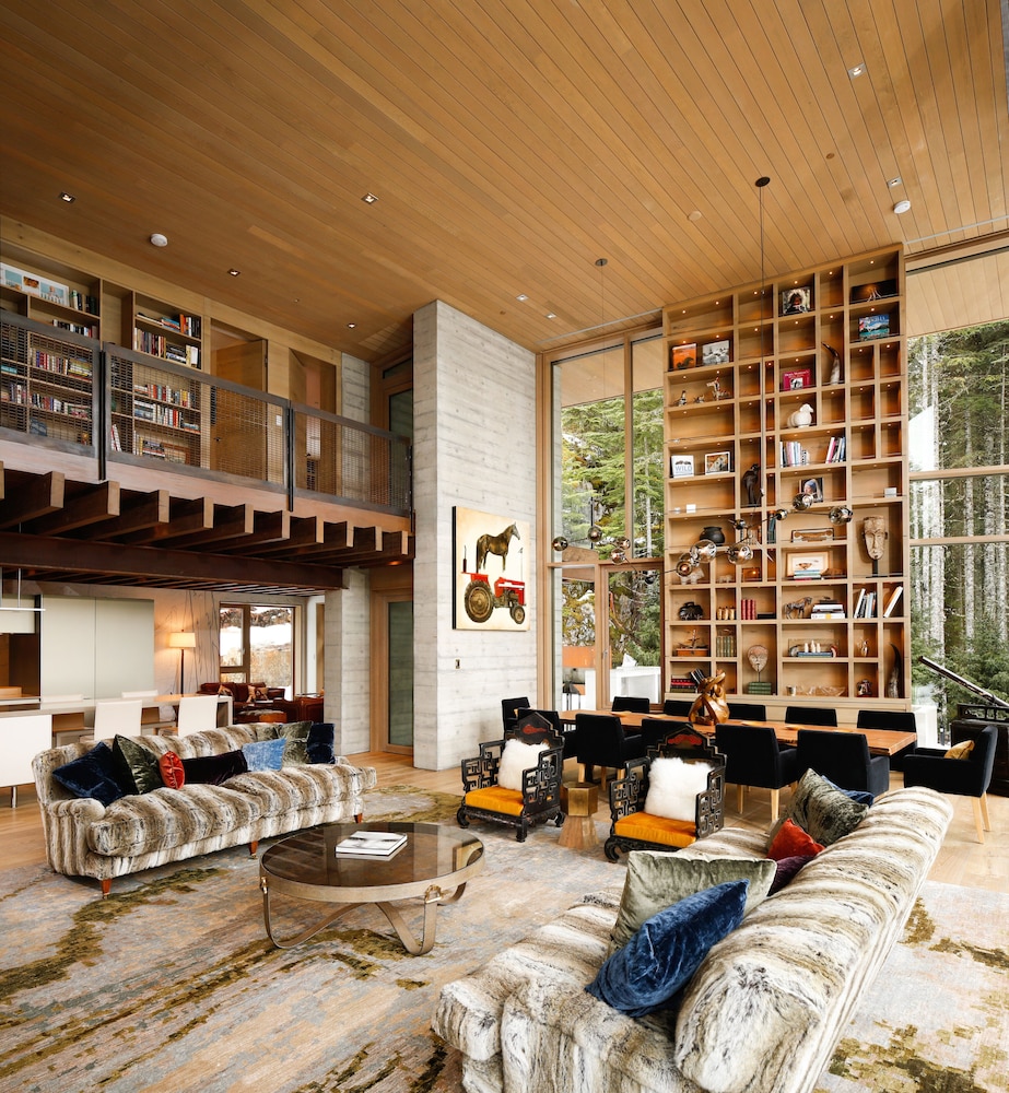Two Cedars | Kadenwood | Luxury Ski In Ski Out | Most Exclusive Area In Whistler - Whistler