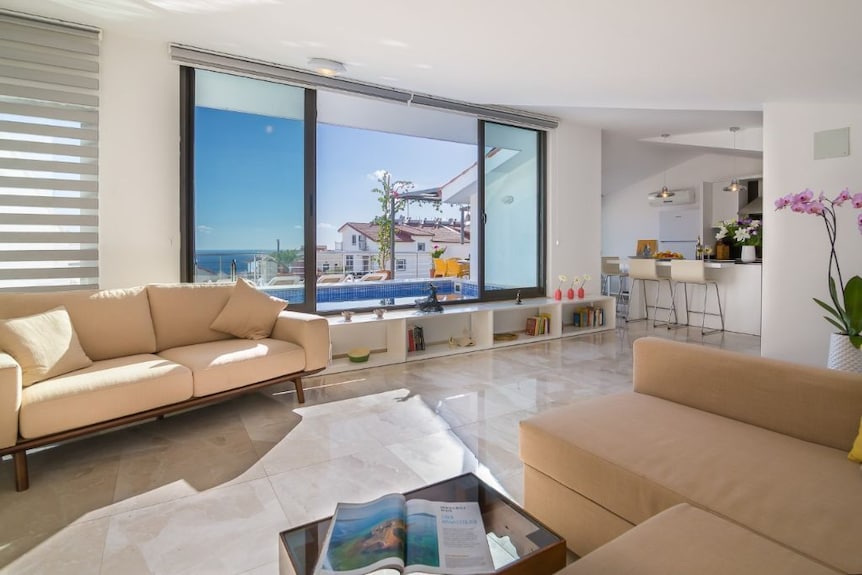 Luxury 3 Bed Duplex Penthouse With Sea View & Private Pool - 5 Mins Walk To Town - Калкан