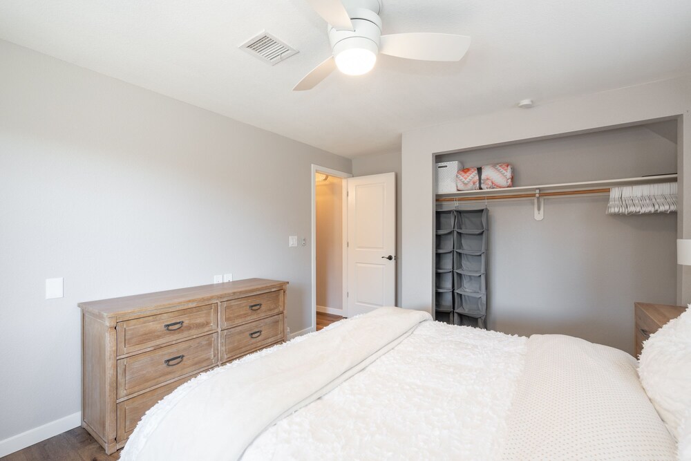 Spacious Home With An Awesome Backyard And Rv Parking. - Prescott Valley, AZ