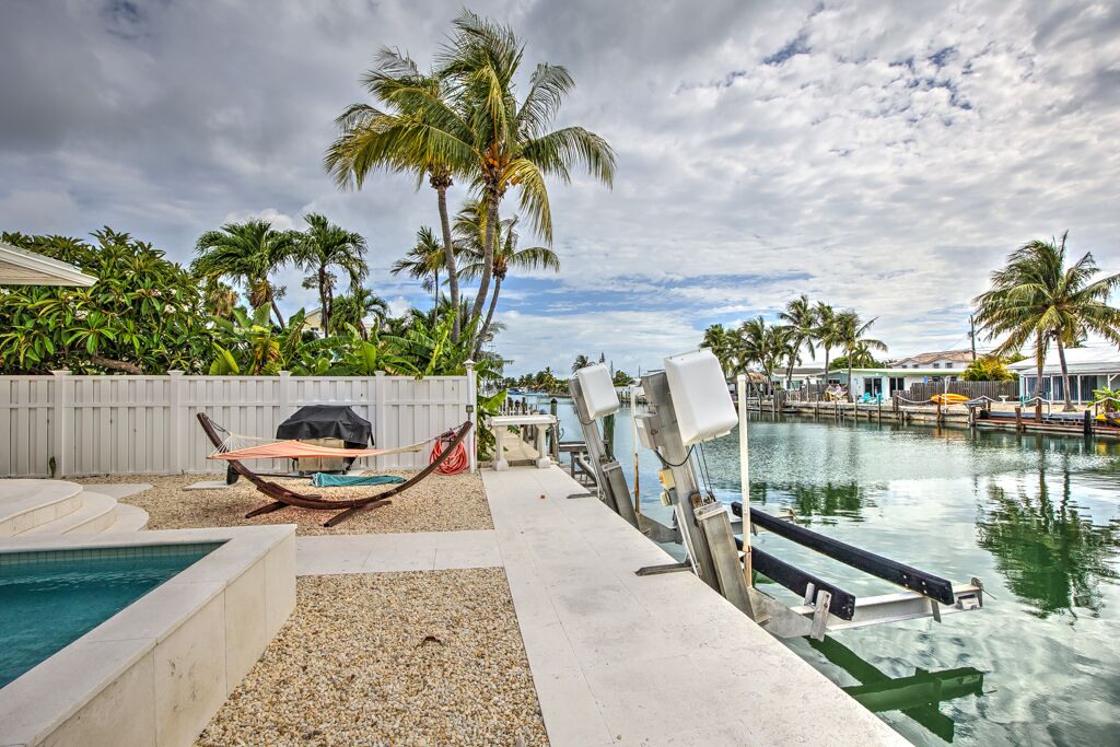 Pool, Boat Lift, Key Colony Beach - 5 min to the Beach!, Key Colony ...