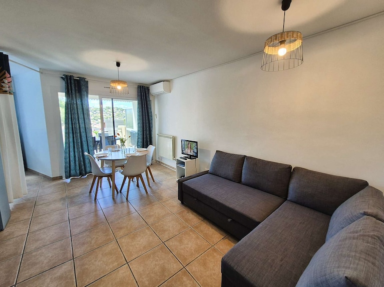 Résidence Avec Piscine, Climatisation, Parking - Saint-Mandrier-sur-Mer