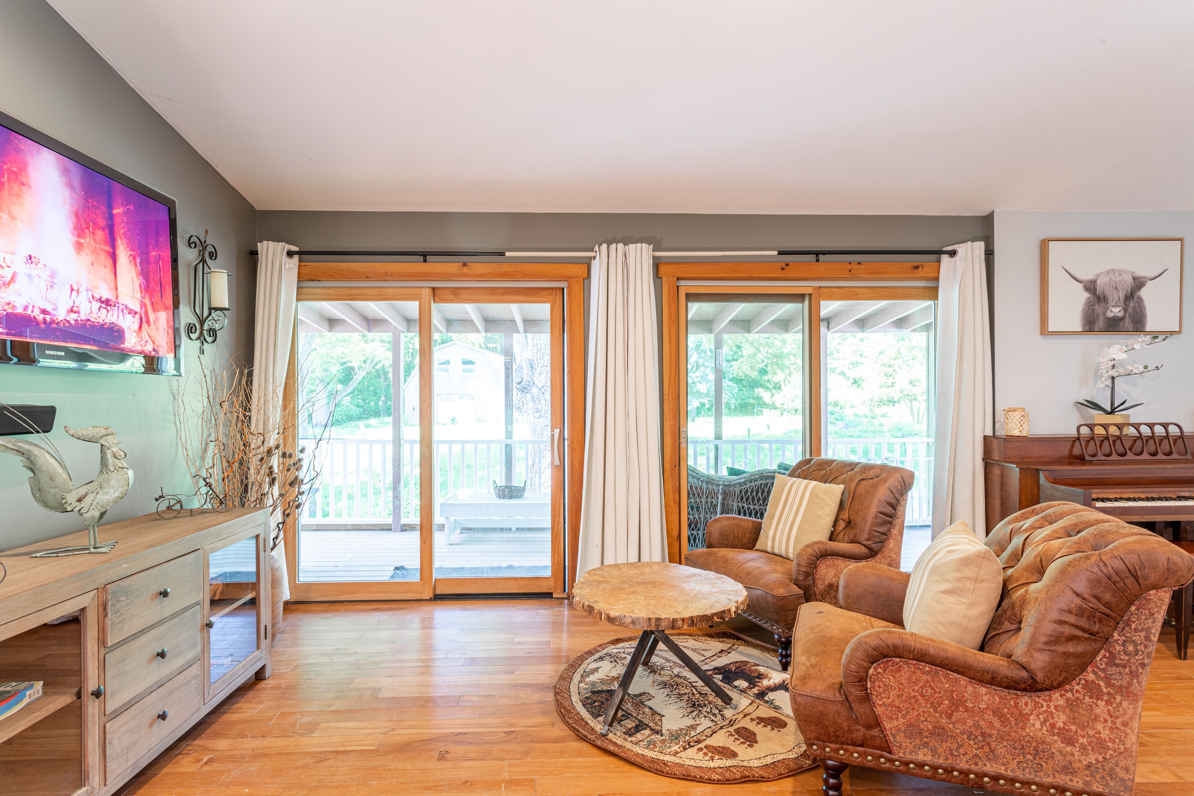 The Charming Cabin **Hottub*gym*firepit**(pet-friendly) - Catskill, NY