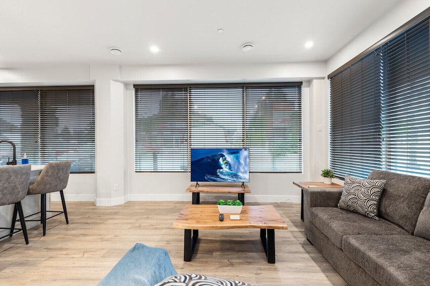 3-bedroom Unit Daily/monthly Rates Available - Vancouver Island