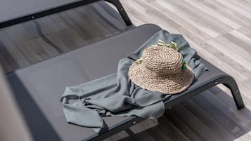 Garden Suite | Roupas de cama premium, frigobar, escrivaninha