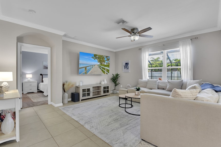3 Miles To Beach With Heated Southern Exposure Pool, Family Games & Dog Friendly - Fort Myers, FL
