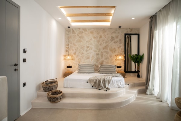 Quarto Duplo Deluxe | Com decoração personalizada, com mobília individualizada