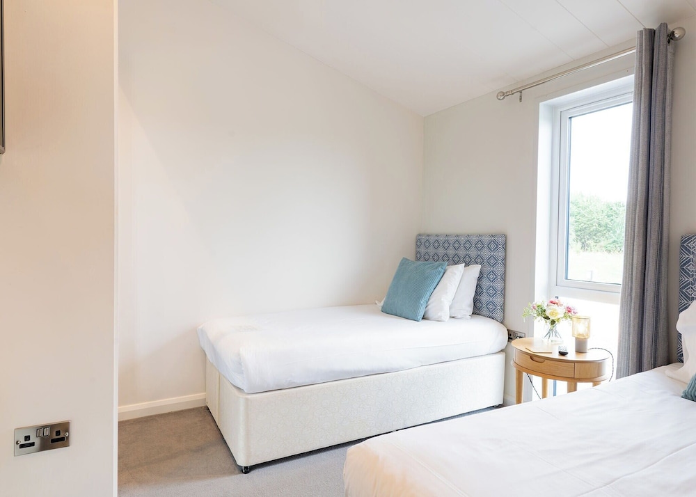 2 Bedroom Accommodation In Cannington - Somerset