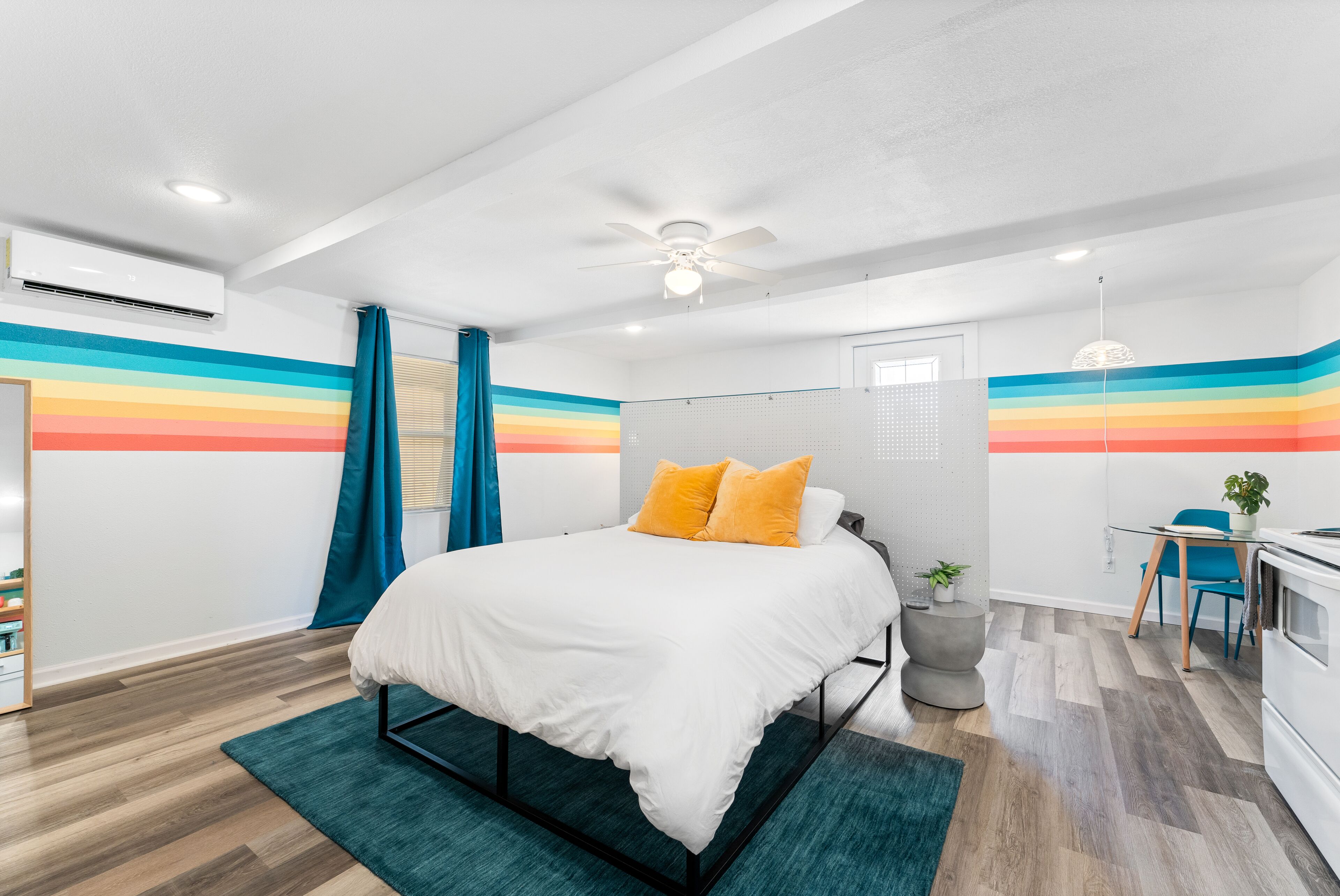 Modern  Mod-pod  - 1bd / 1 Bath - Lubbock, TX