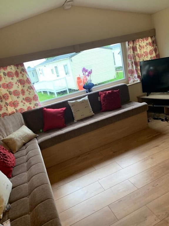 Pokerdot 2 Getaway - The Perfect Place To Stay, Play And Getaway.. - West Mersea