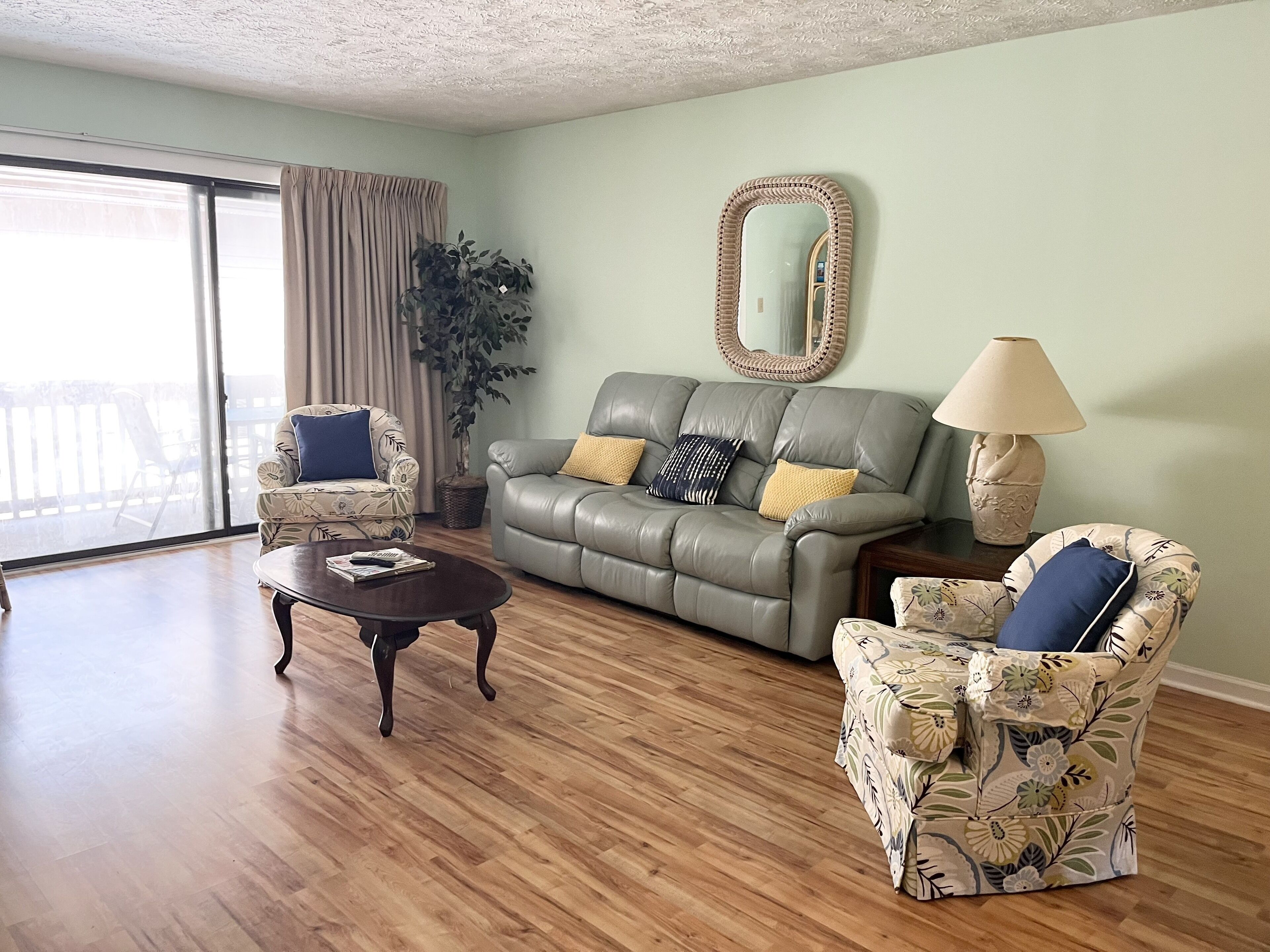 Pelican Perch With Pool View Condo W/ 3 Porches! - Myrtle Beach, SC