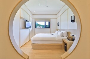 Penthouse Signature, várias camas, não fumadores, vista para a montanha | Roupa de alta qualidade, edredões de penas, camas de colchão pillowtop 