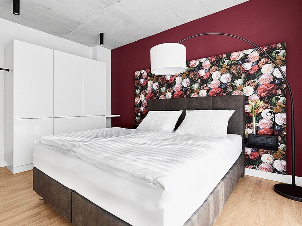 Livisit Bergpartment 32 - Doppelbettzimmer 27 Qm - Mit Küchenzeile Und Bad - Stuttgart