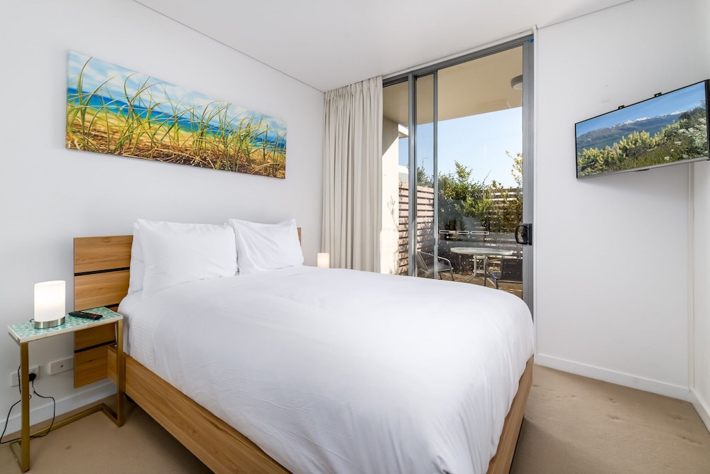 Exquisite Apartment With Bbq And Pool, Near Shops - Canberra