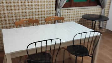 Casa | 2 quartos, ferro/tábua de engomar, roupa de cama fornecida