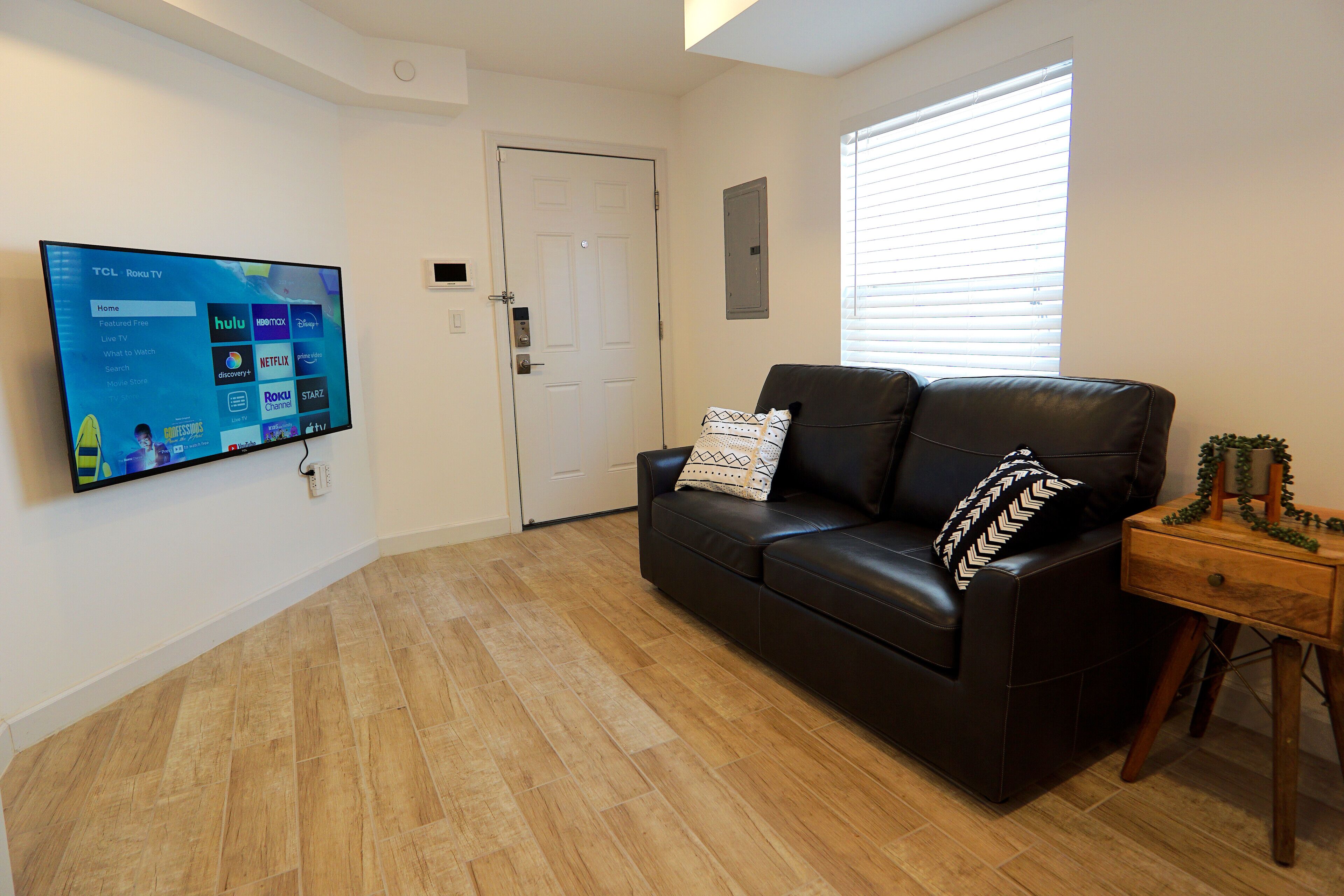 Modern Cozy Beach Getaway W/ Deck + Parking -- 604 #1 - Lavallette, NJ