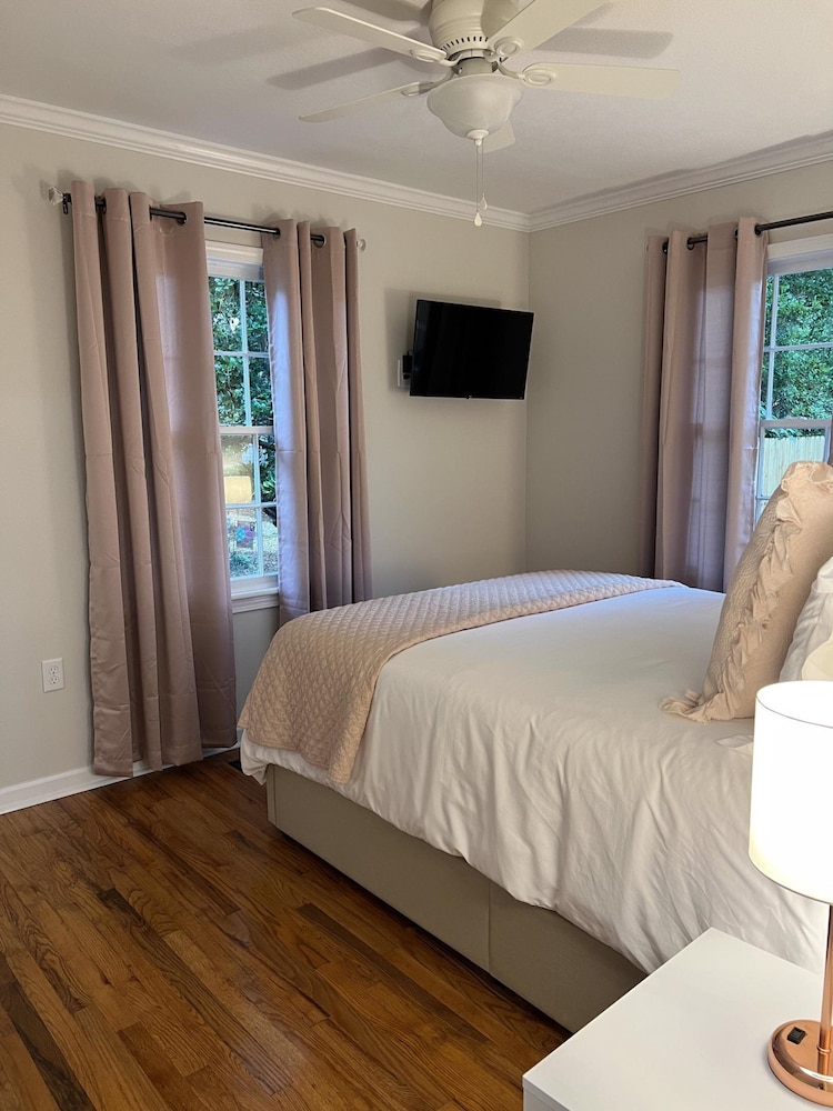 Newly Renovated - Thomasville Getaway - Large Fenced Backyard - Thomasville, GA