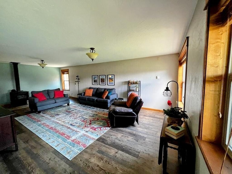 Beautiful 2,000 Sq. Ft. Home In Town In Gunnison, Colorado! - Gunnison, CO