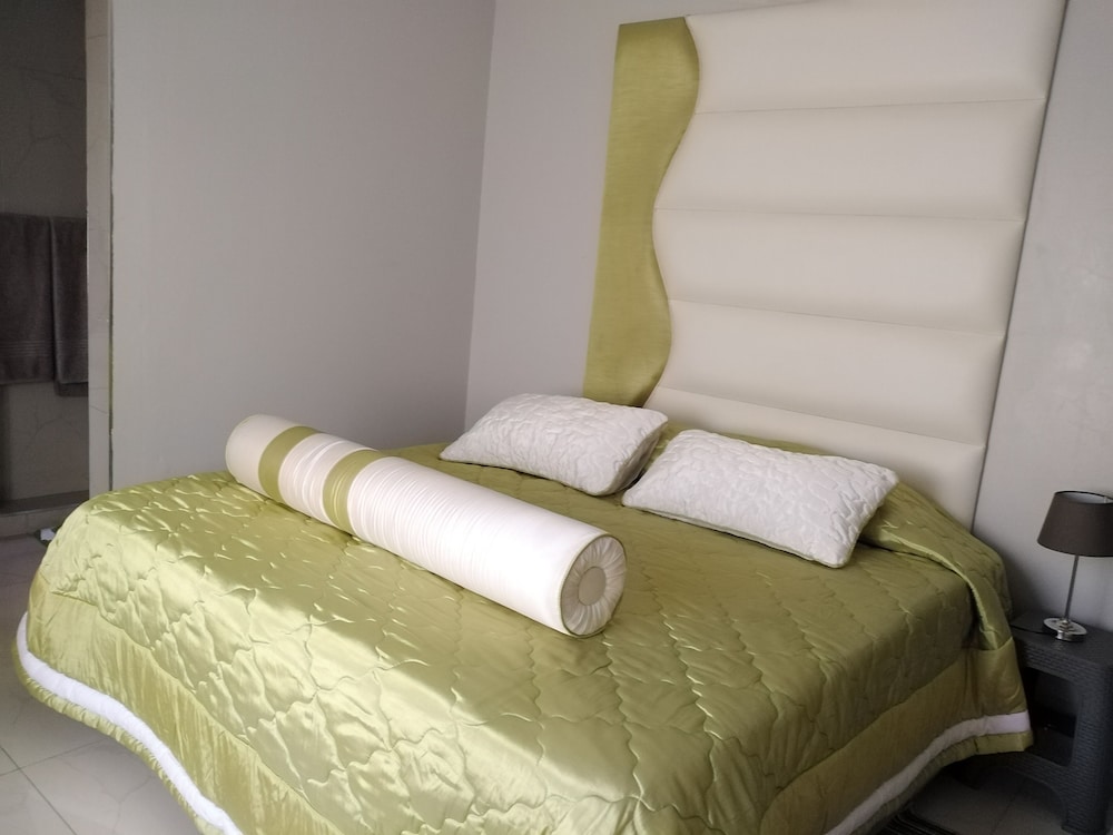 Blue Bird 3 Guest House, Relaxing Safe Secure Suite 5 Min To Beach - Amanzimtoti