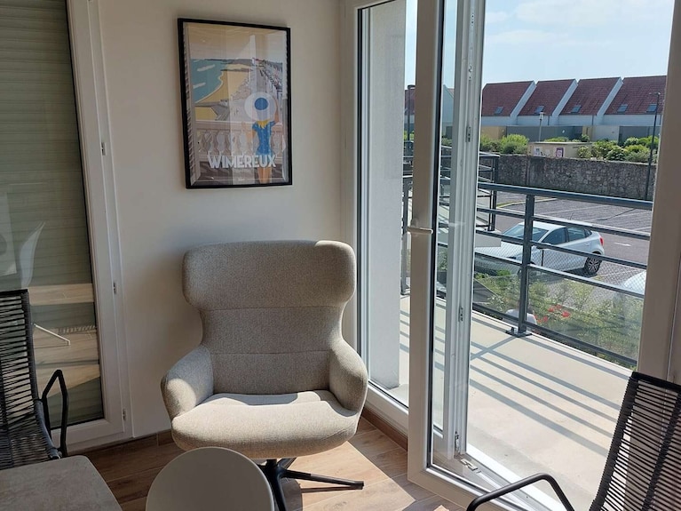 Stunning Modern Duplex 3 Bedrooms - Terrace - Parking - Wifi (Sleeps 6) - Audresselles