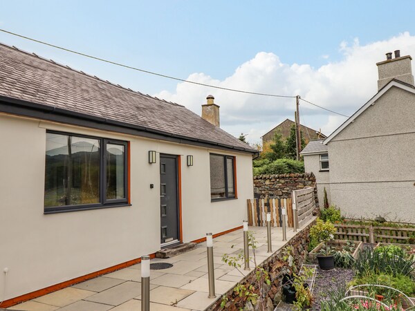 Bryn Hyfryd - Gwynedd