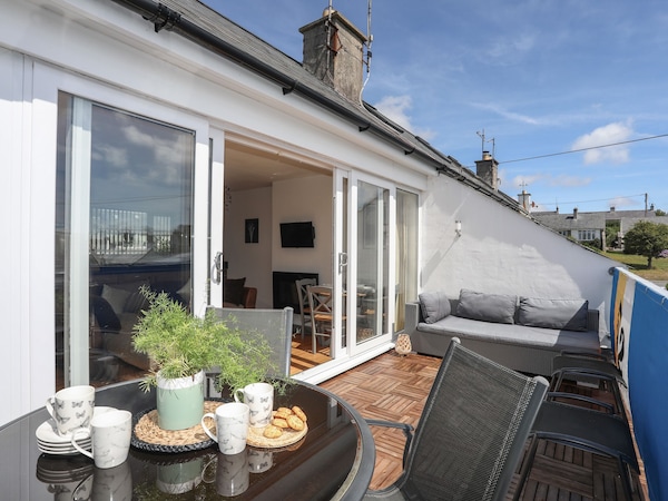 21 Cae Du - Abersoch